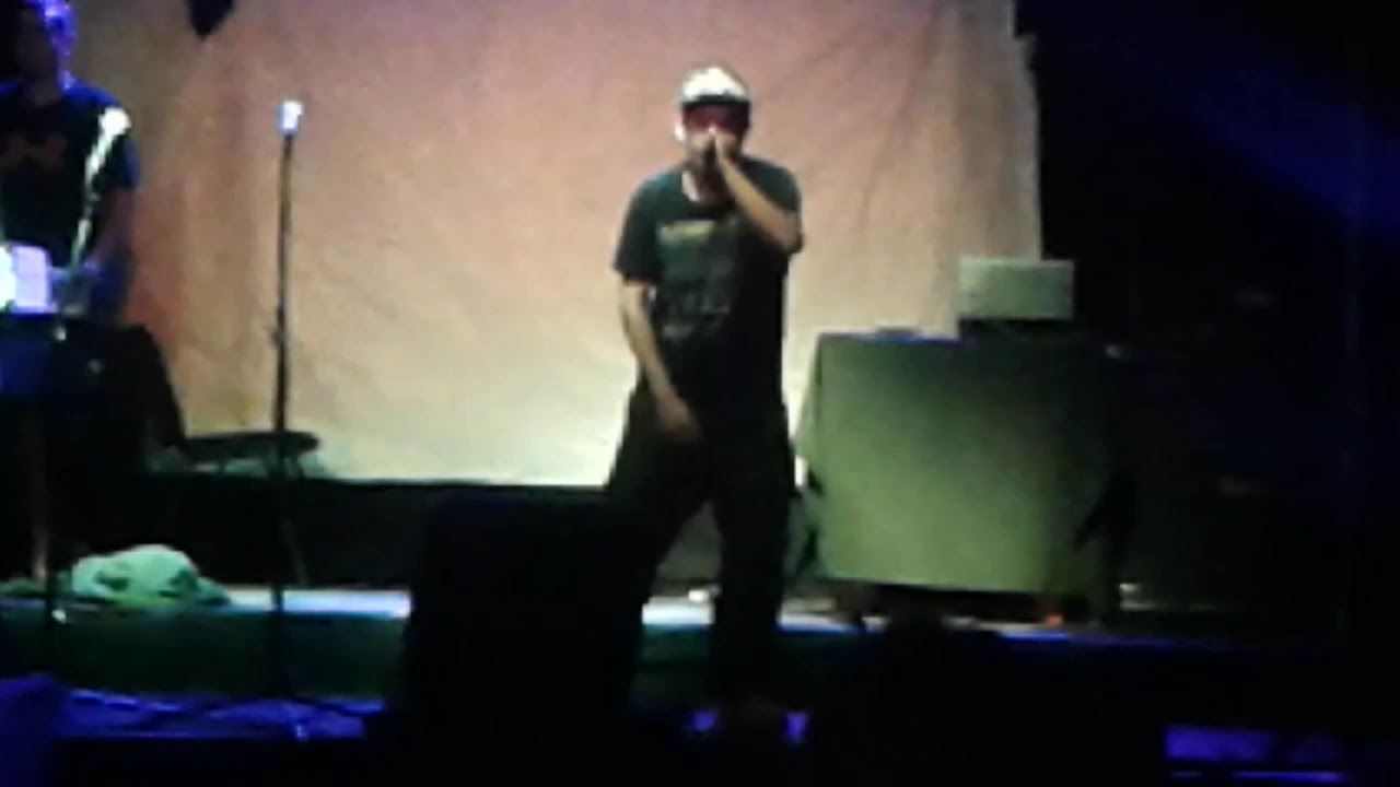 MC THOMAS en vivo tokata ISUENABIEN +cumpleaños de metodiko - YouTube