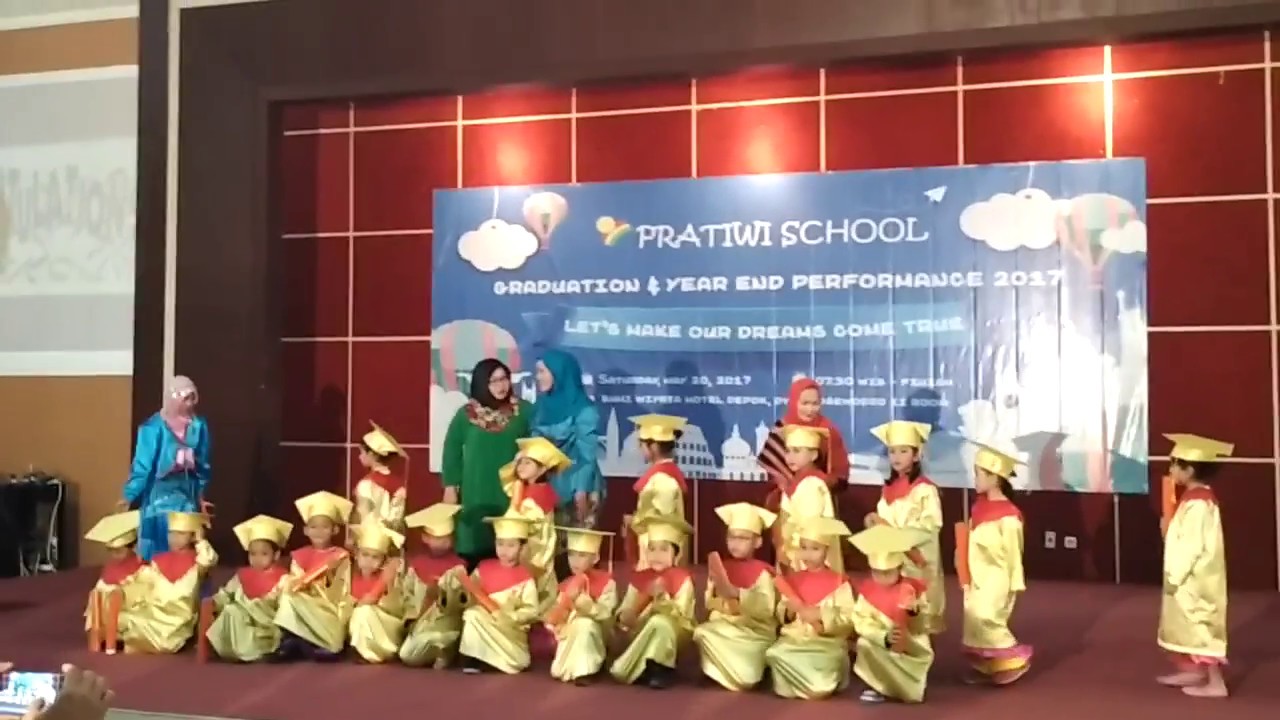 Pratiwi School Kindergarten Graduation 2017 - YouTube