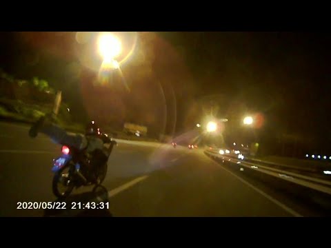 Mat Rempit Sembang Highway- (MALAM KERAMAT) - YouTube