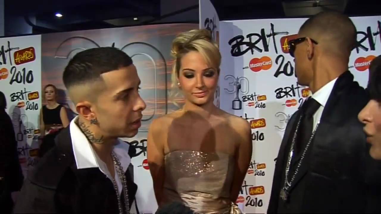 Dappy at the Brits - Kesha's 'fake' tattoos - YouTube