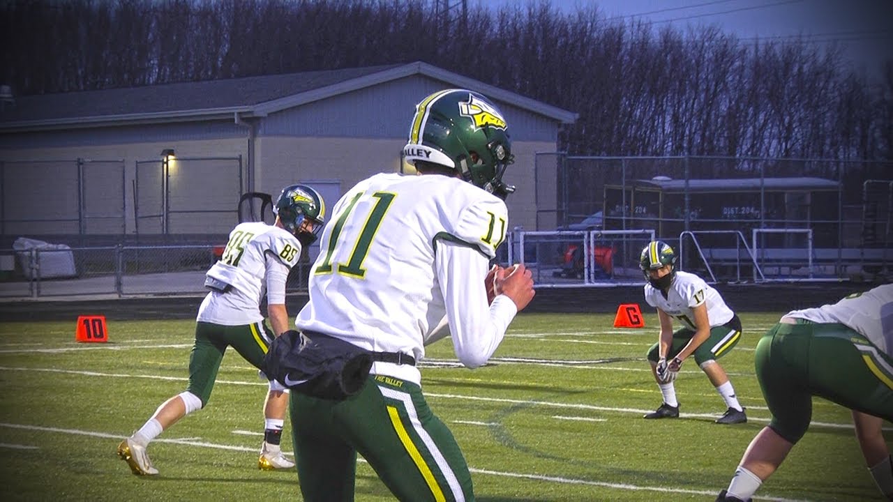 Waubonsie Valley vs. Metea Valley Football 03.26.21 - YouTube