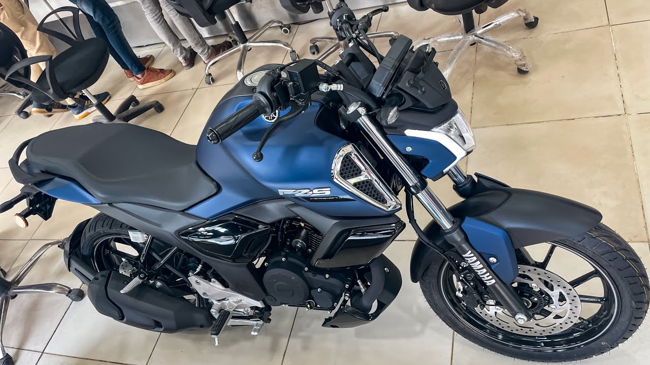 Yamaha New Model FZS V4 2024 White Color Launch Price Mileage Features ...