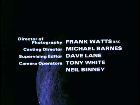 Space:1999 - Alien Attack ending - YouTube