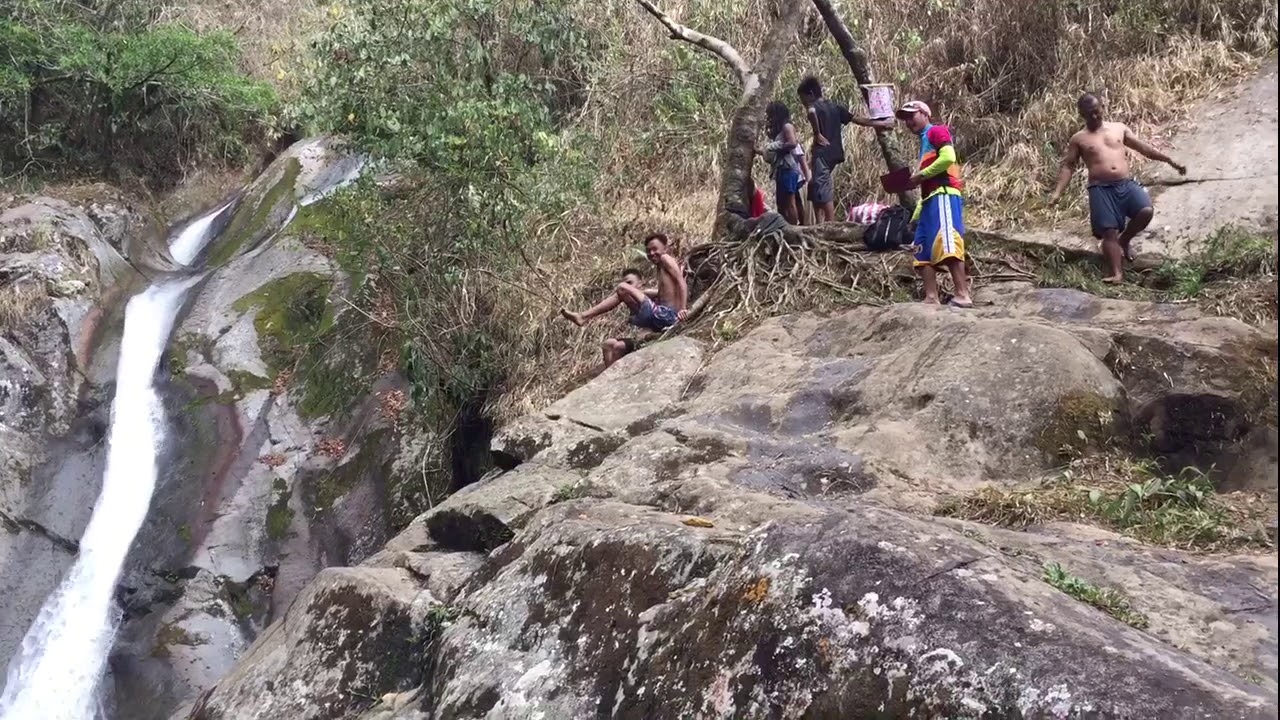 Curry Pili Mt.Isarog Slide Falls - YouTube