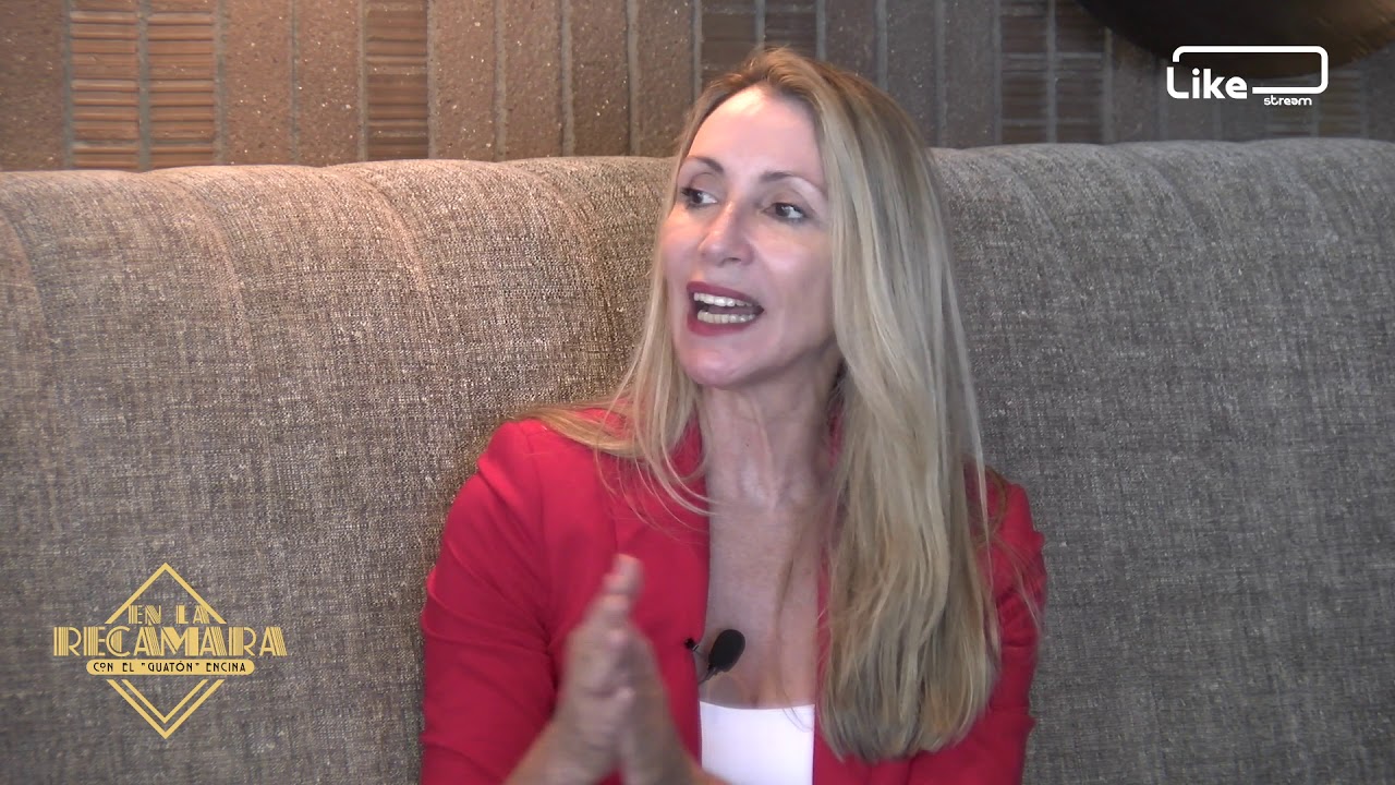 EN LA RECÁMARA - Capítulo 2: Lorraine Thomson - YouTube