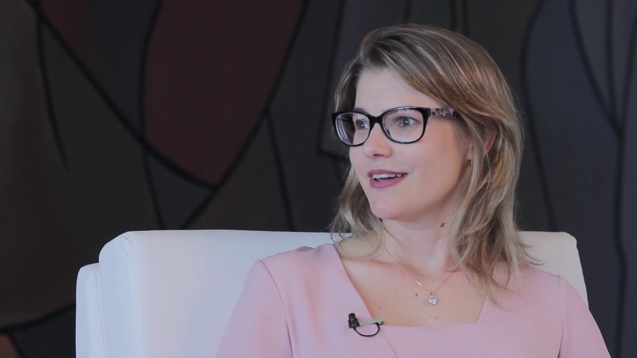 TV Campus Entrevista - Clarissa Frizzo - YouTube