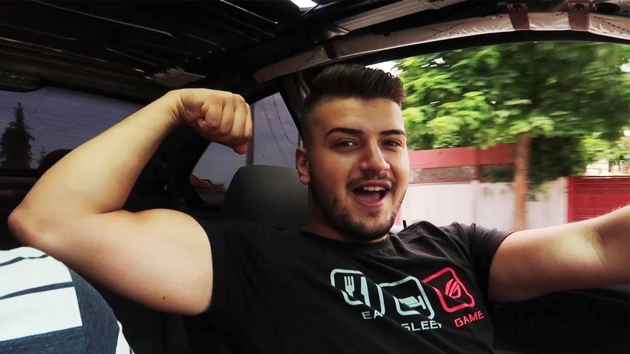 VECHIUL BERCEA S-A INTORS ! - YouTube