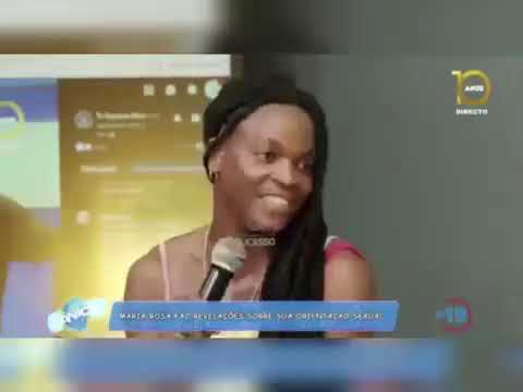 Outra maca. Maria Rosa revela que é fanta - YouTube
