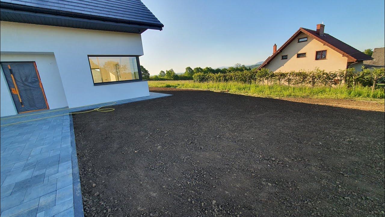 Wykonanie niwelacji terenu - YouTube