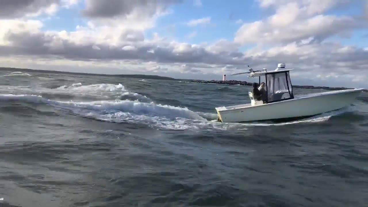 Silverhawk 24 center console - YouTube