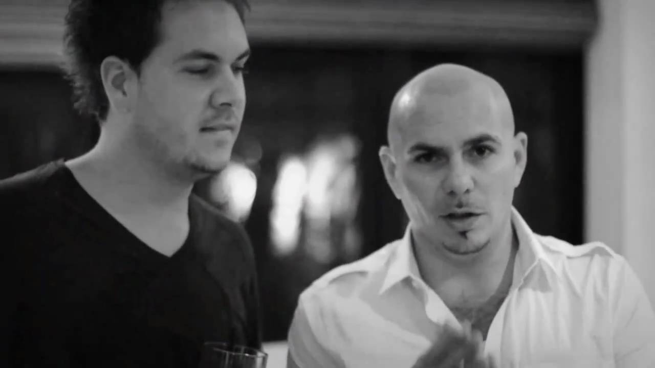 DJ ALVARO @ PITBULL PARTY MIAMI 2011 | HOUSE2K @ Phoenix - YouTube