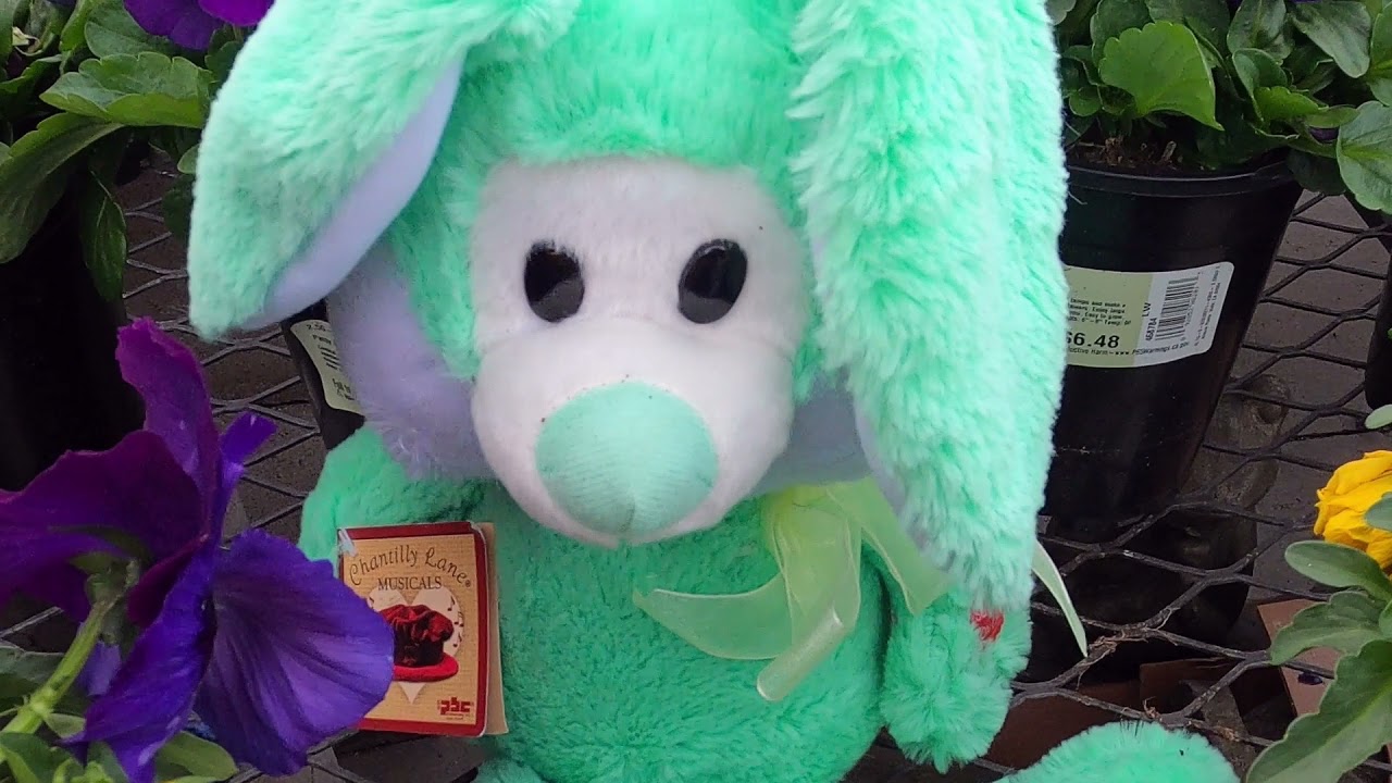 Do the Bunny Hop with the Blue Bunny Animatronic - YouTube