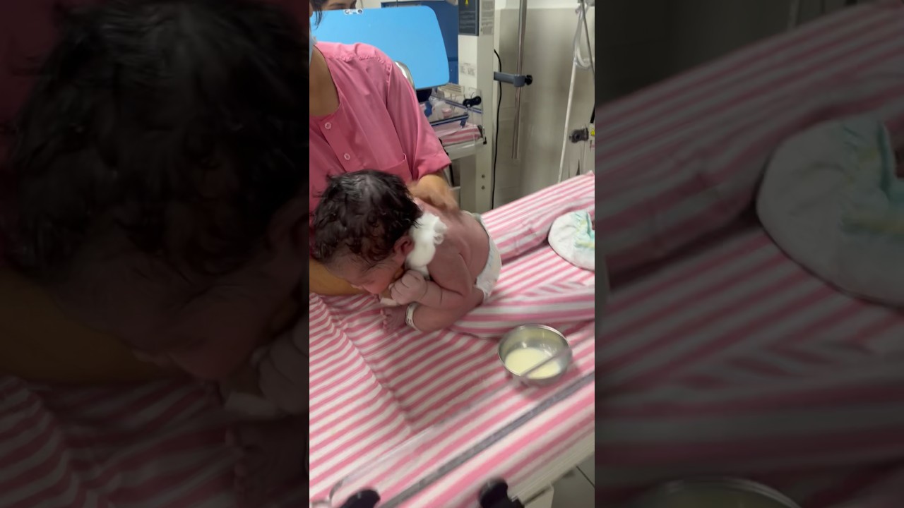BURP AFTER THE FEEDING #Burping position newborn baby 🧑‍🍼#ankur ...