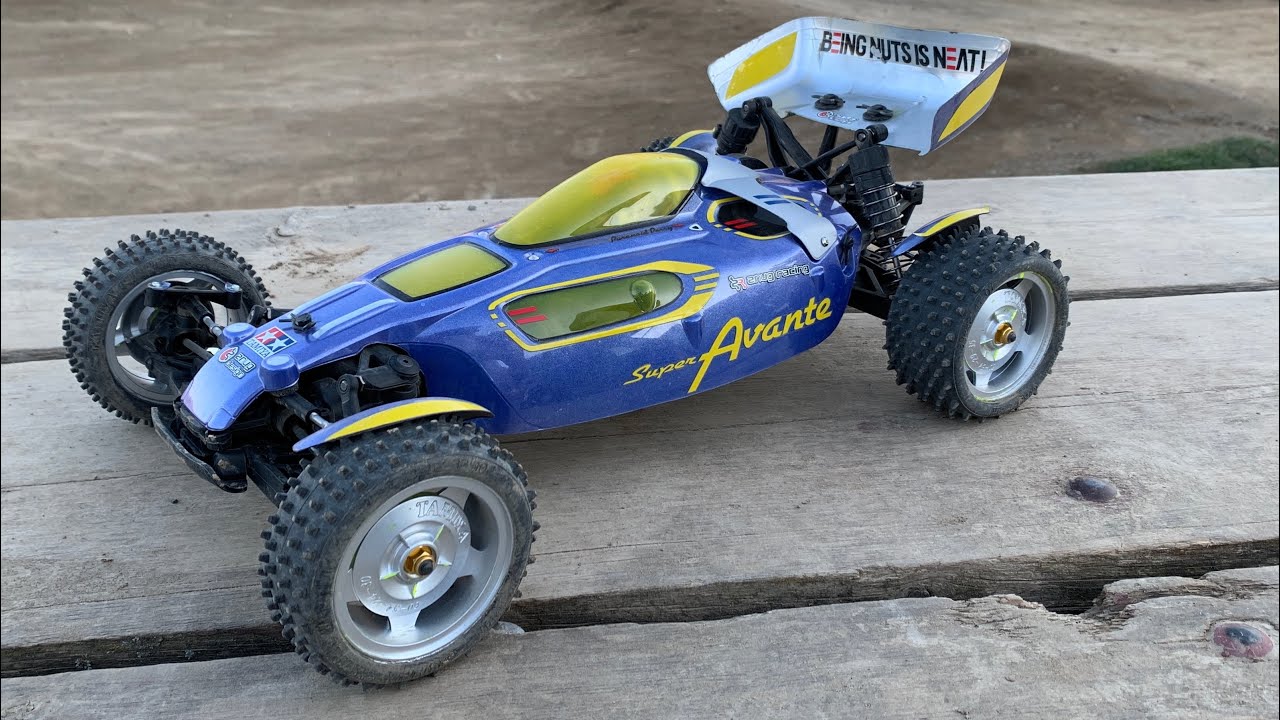 SUPER AVANTE TRACK DAY | KEEPING UP WITH 1/8th BUGGIES | RAW FOOTAGE ...