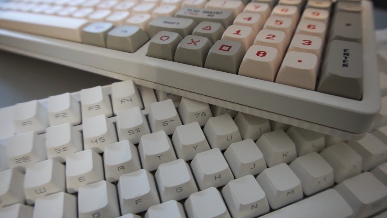 Keychron vs Nuphy - Which one would you choose? - YouTube
