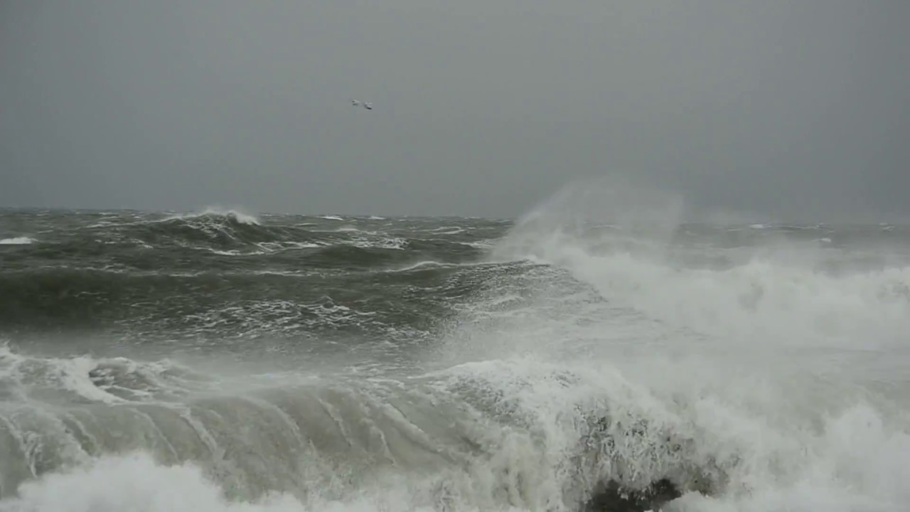 Ocean Storm Footage - Crashing Waves - from Humarock Beach in Scituate ...