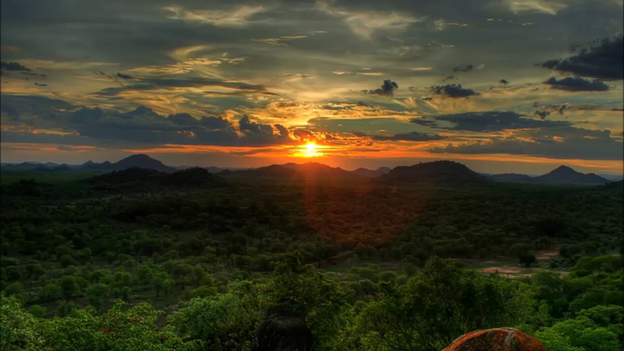 Avior Tantara - Pollux B - YouTube