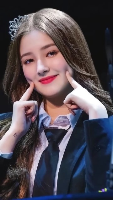 Queen of South Korea Nancy momoland🤗💫# #nancyjewel#viralshorts#nancy# ...