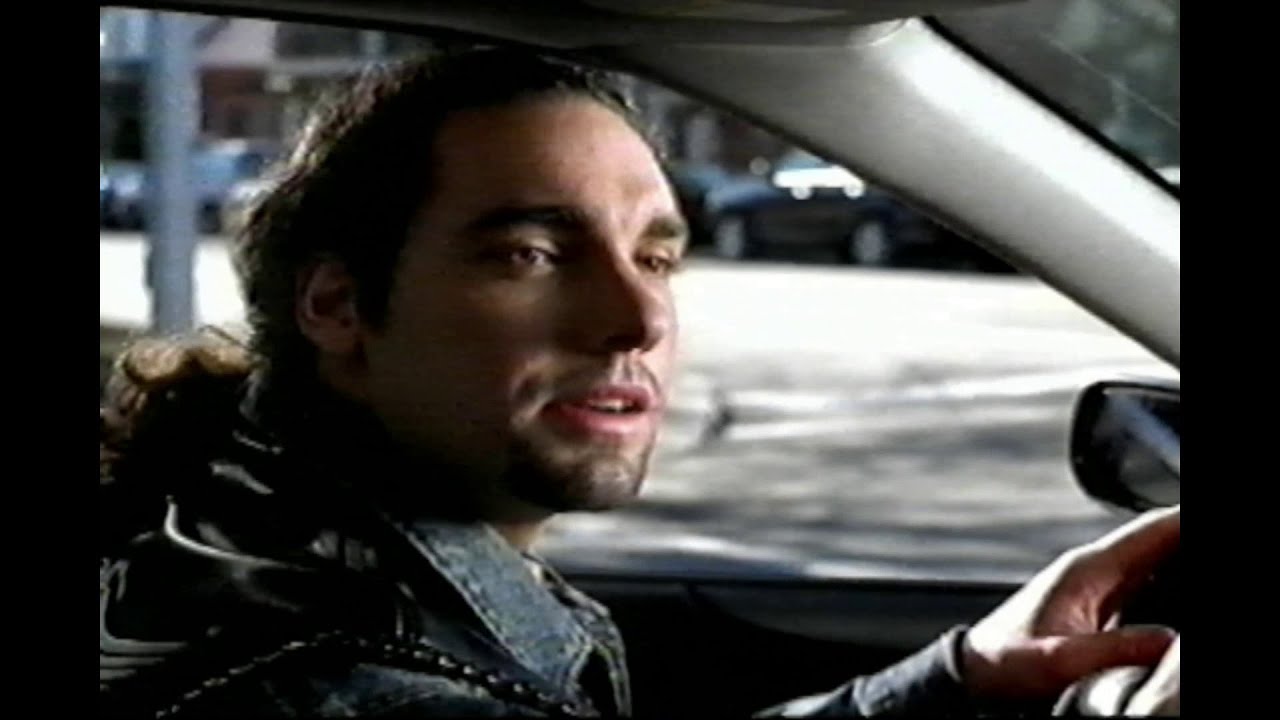 Pub Québec - Je Pense Piétons avec Vincent Lemay-Thivierge (2003) - YouTube