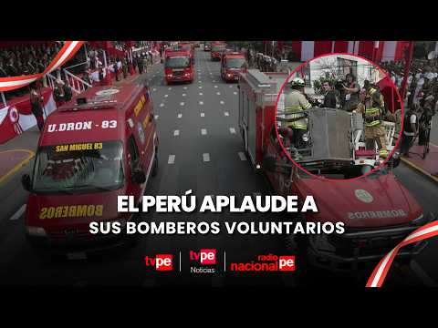 Bomberos reciben una ovación en el Desfile Cívico Militar 2026
