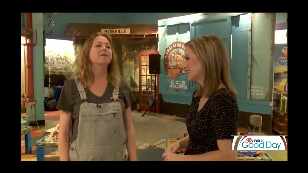 Fox 9 – Live at Choo Choo Bob's Train Store, St. Louis Park, MN, 12.11. ...