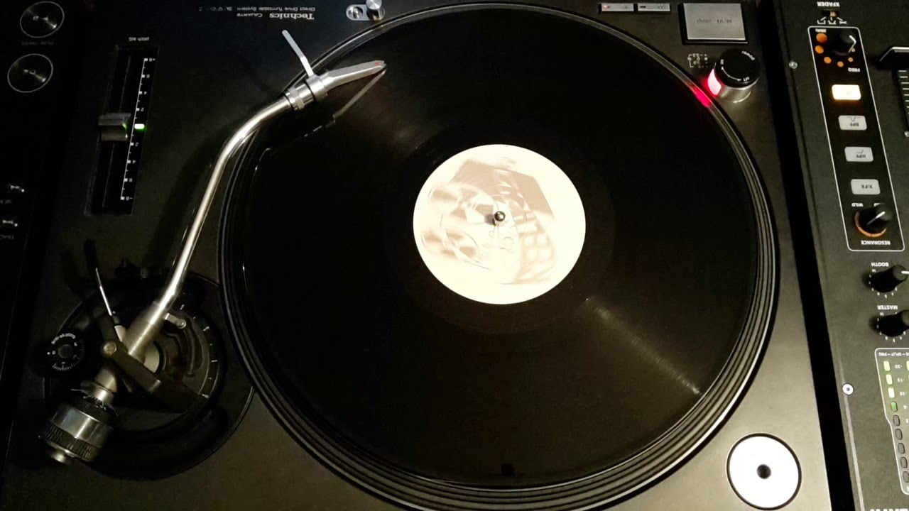 Reel Houze featuring Jo Maskell - No Difference (MenTor Club) - YouTube