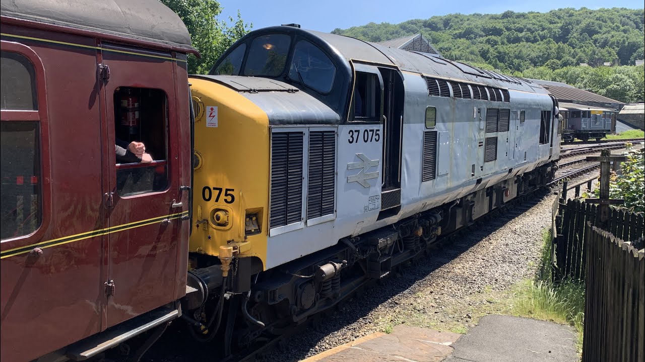 Keighley & Worth Valley Railway diesel gala - featuring EWS 37250 - 21 ...
