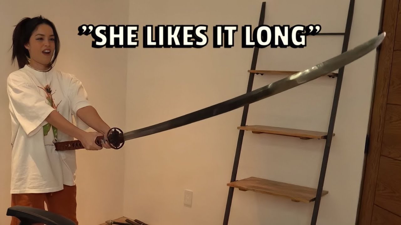 Valkyrae is having way too much fun with her swords - YouTube