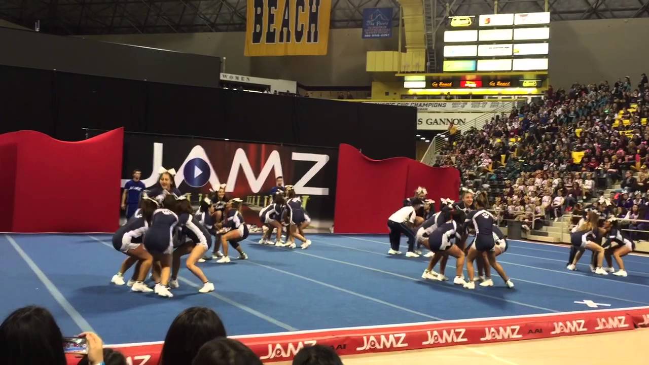 South East High School Varsity Cheer - YouTube