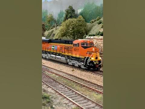 BNSF 6017 at Brazos #modeltrains #texas #funrun #fun #samra #dcc #hoscale #bnsfrailway #bnsf ...