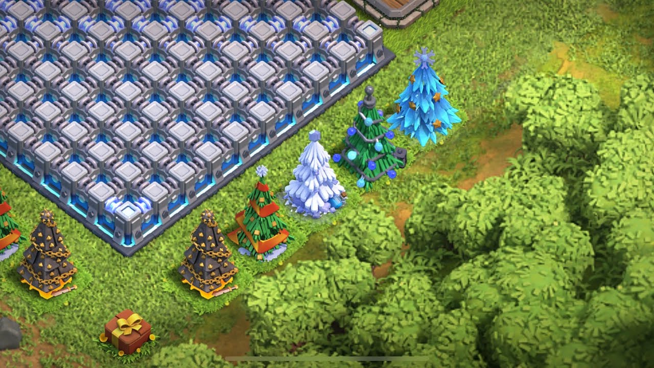 COMPLETING MY CHRISTMAS TREE MONTAGE - YouTube