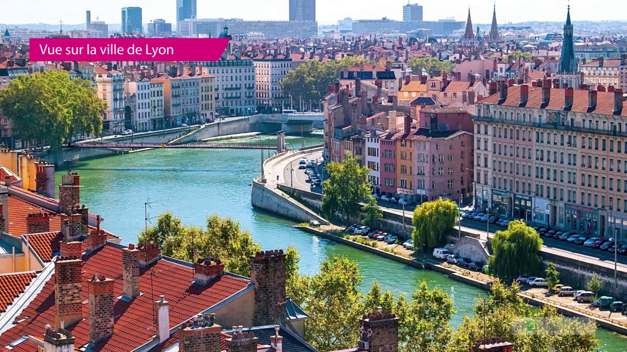 CHARBONNIÈRES LES BAINS (69) - Le Domaine Victoria - YouTube