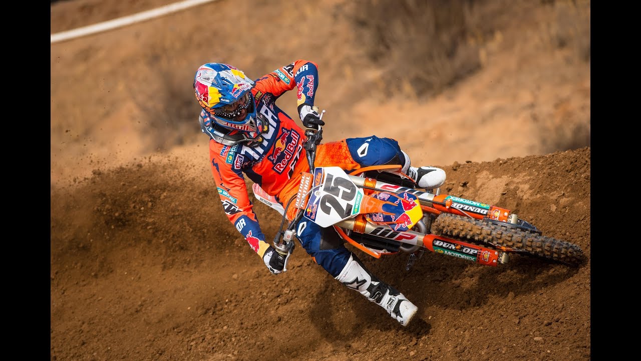 Factory KTM ready for 2018 Supercross - YouTube