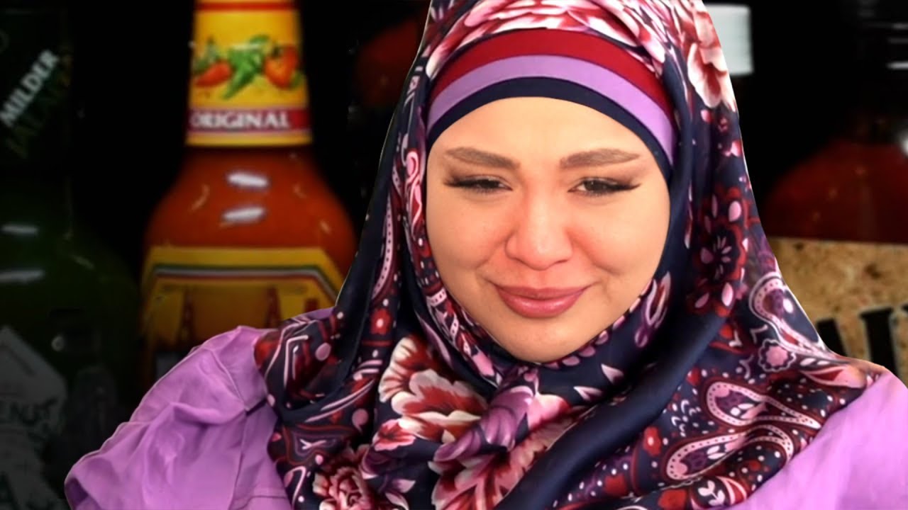 Frogan Gets Us Cancelled While Eating Incredibly Spicy Wings - YouTube