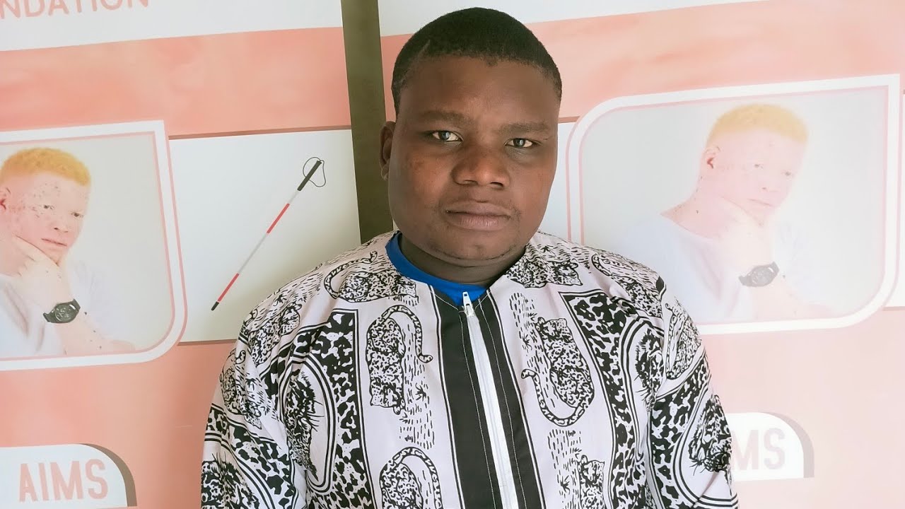 DR NJONGO EXPLAINING INCWEBA YEBHIZININI bhalisa nawe 9790453446 - YouTube