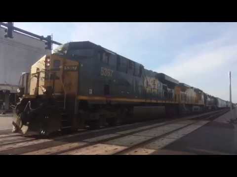 CSX Q401 Rocky Mount NC 06/12/17 w 4 engines Union Pacific 2nd out - YouTube
