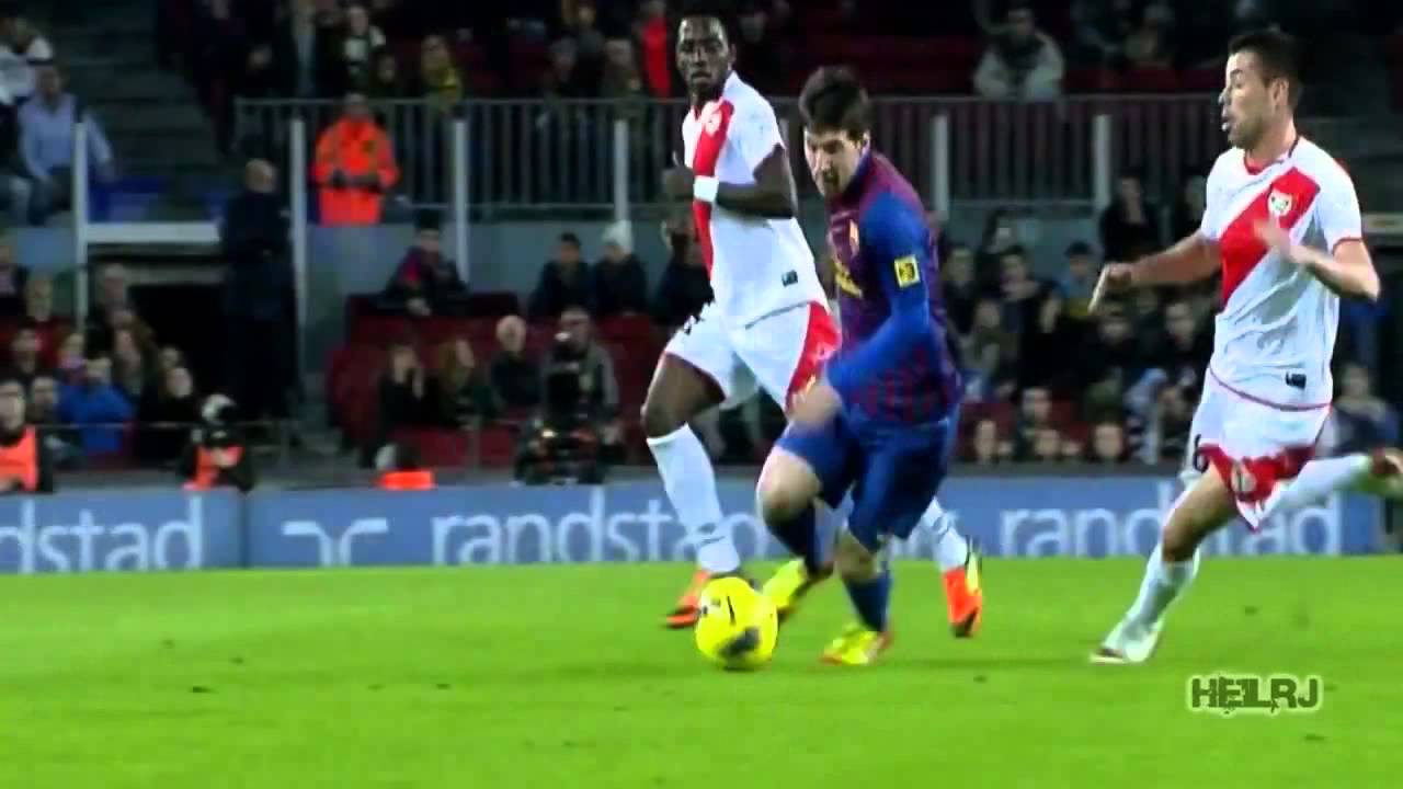 Lionel Messi The King of Dribbling - YouTube