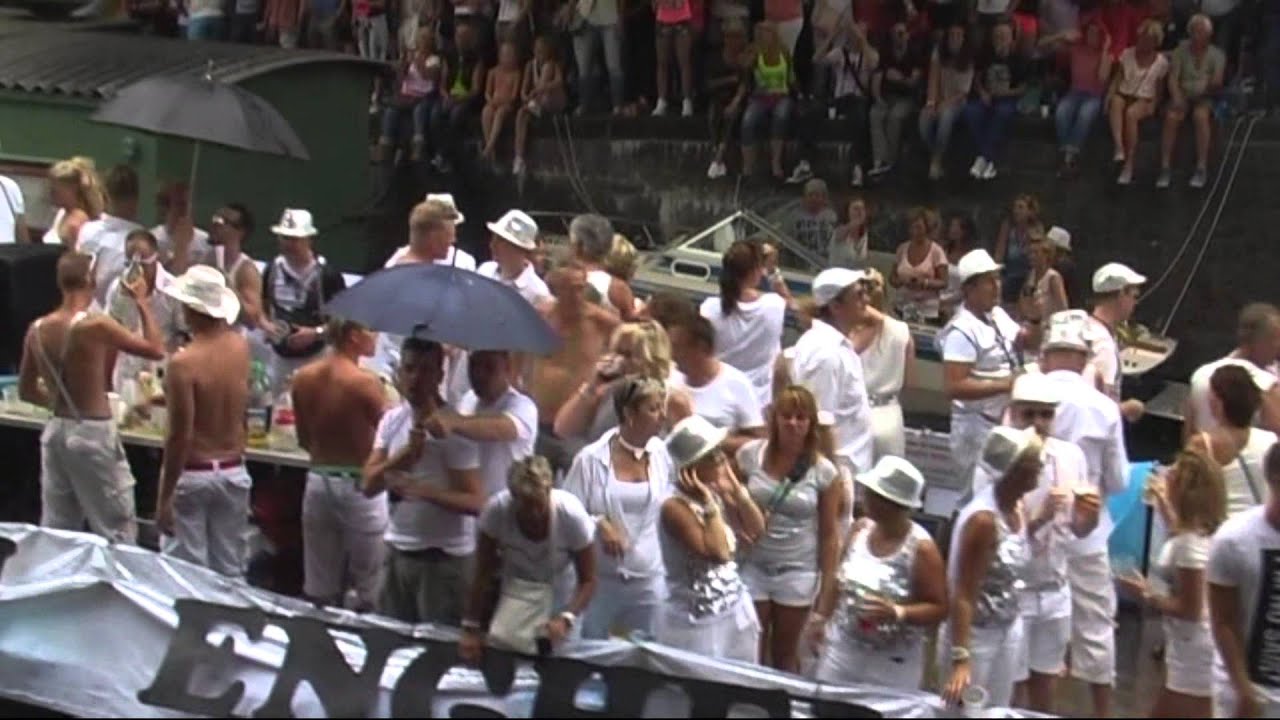 Amsterdam Gay Pride 2014, Canal Parade 7/7 - Roze in Blauw, Showboat ...
