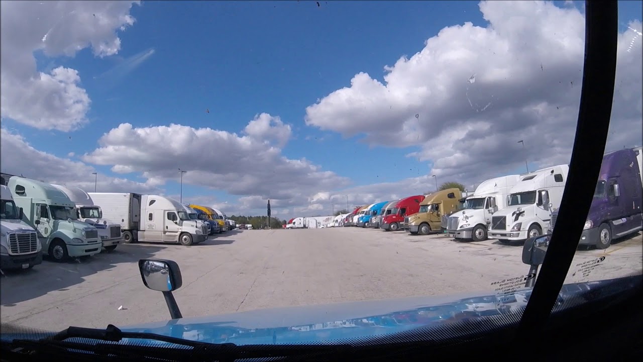 A DAY IN THE LIFE OF A TRUCKER - GREAT ESCAPE FROM FLORIDA! - YouTube