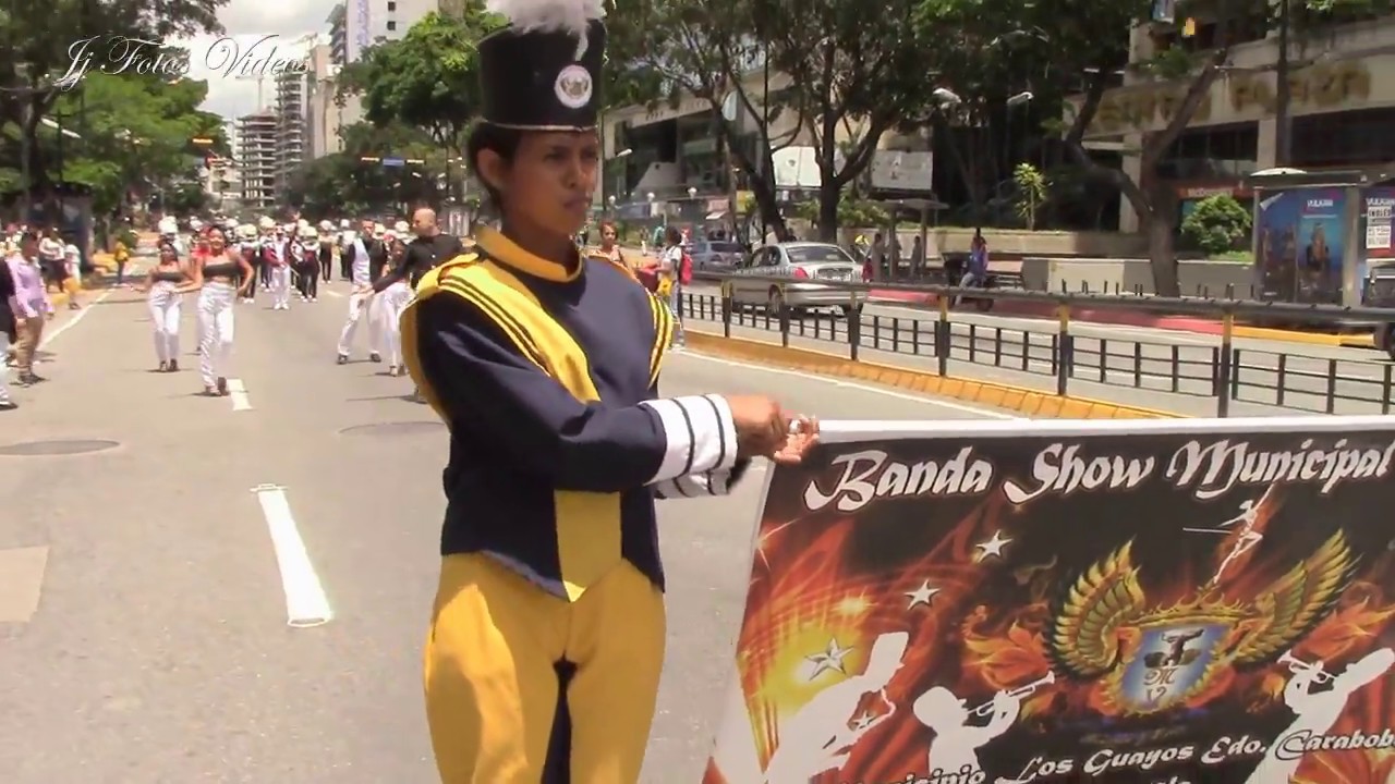 DESFILE BANDA SHOW MUNICIPAL DE VALENCIA-II MASTER DE BANDAS SHOW ...