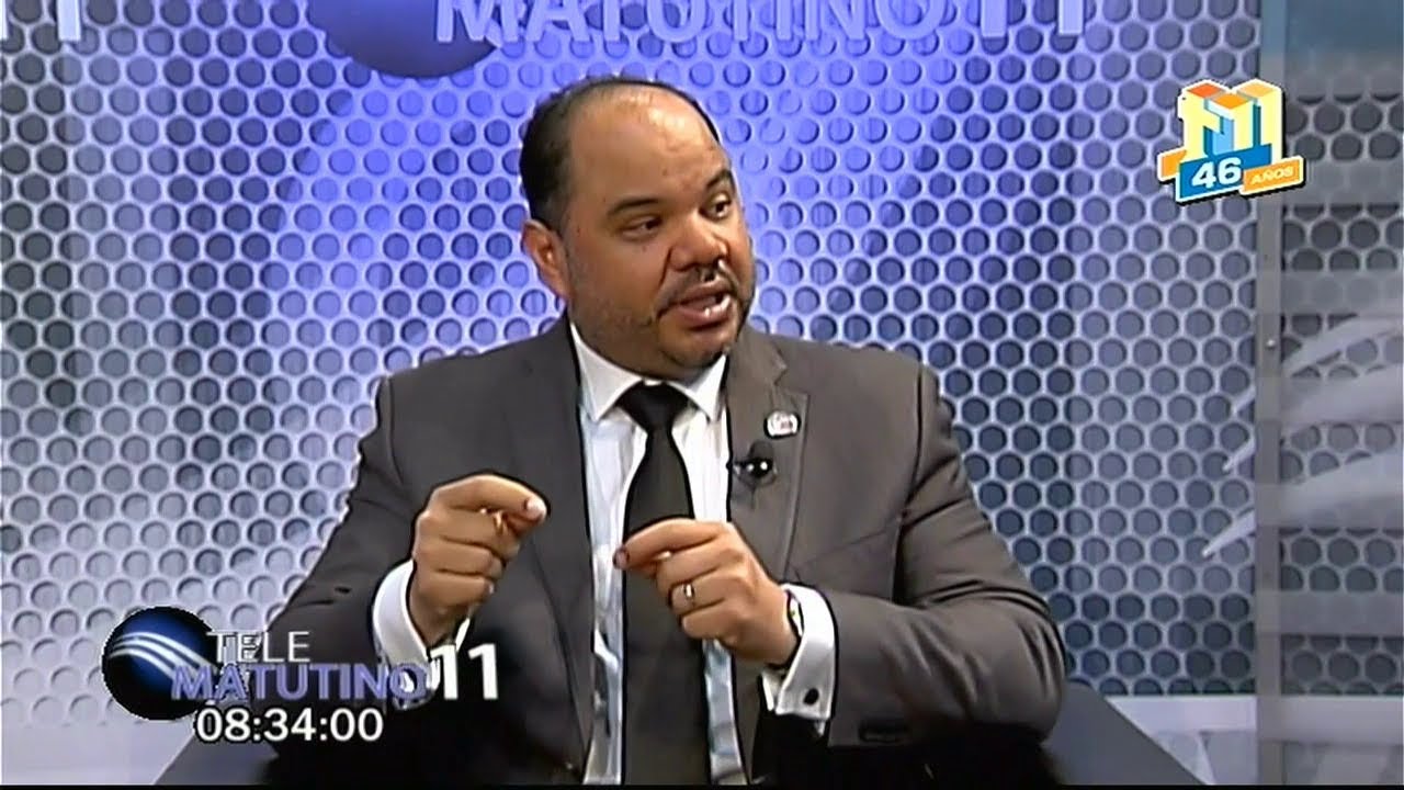 Entrevista: Pablo Ulloa, Defensor del Pueblo - YouTube