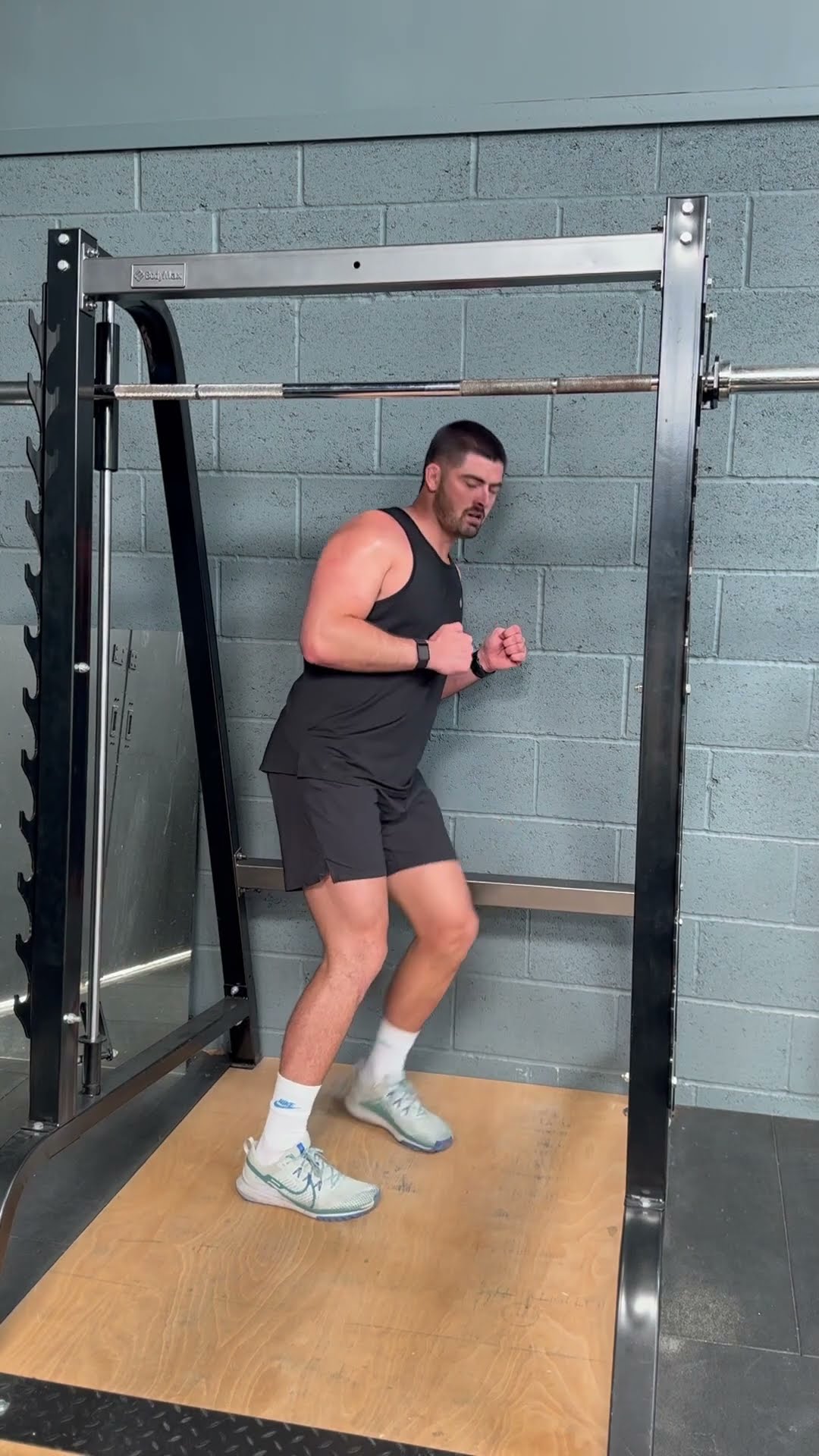 Lateral Wall Push - YouTube