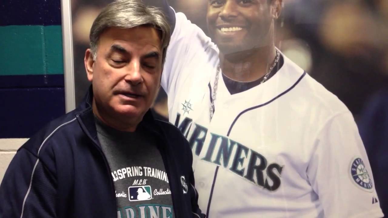 Rick Rizzs sends a message to Steve - YouTube