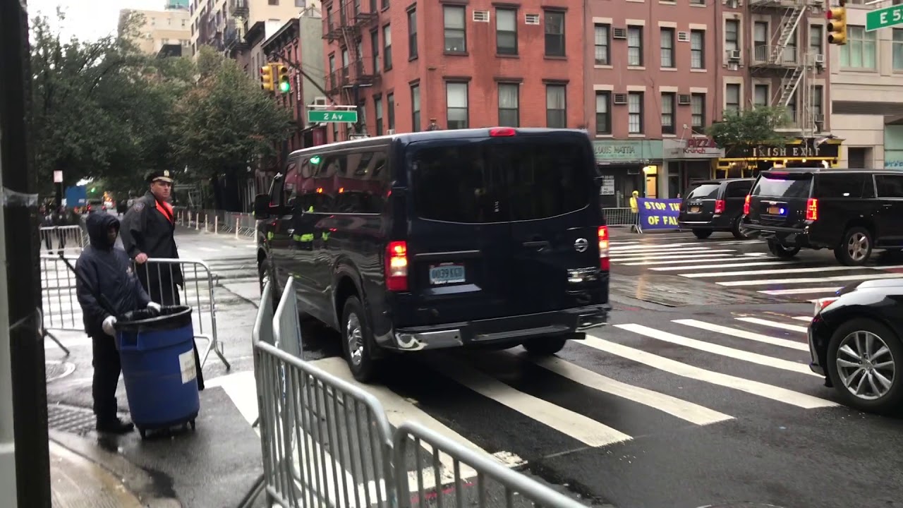 NYPD & DIPLOMATIC SECURITY SERVICES ESCORTING DIPLOMATS IN MIDTOWN ...