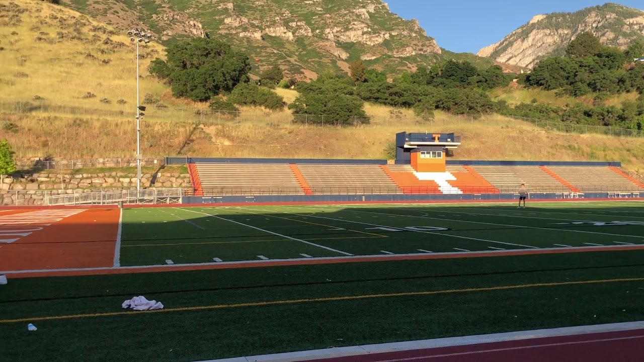 45 yrd FG - Jack Stringham - Timpview High School - Class of 2023 - YouTube