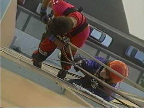 Ivan Kristoff teaches rope access work for kids - YouTube