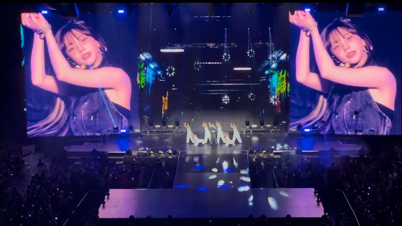 Karina (카리나) - Up | “SYNK : PARALLEL LINE” World Tour (Toronto) 250213 ...