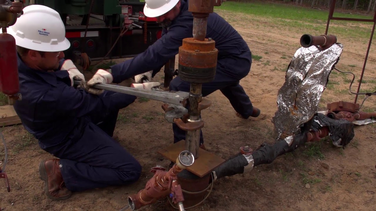 Fiberspar Smartpipe - YouTube