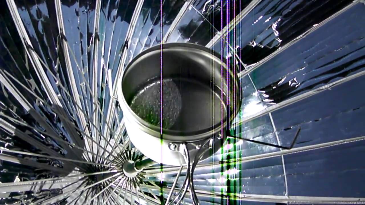Solar Cooker-Boiling Water - YouTube