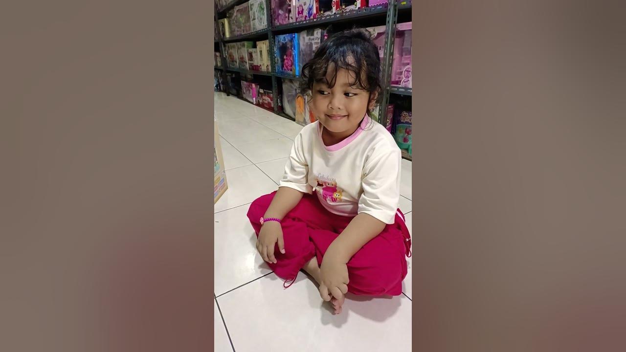 Mainna mwsin Capit - YouTube